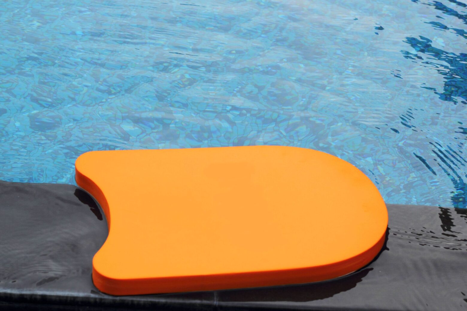 10 Best Kickboard For Swimming – A Complete Guide for Every Swimmer ...